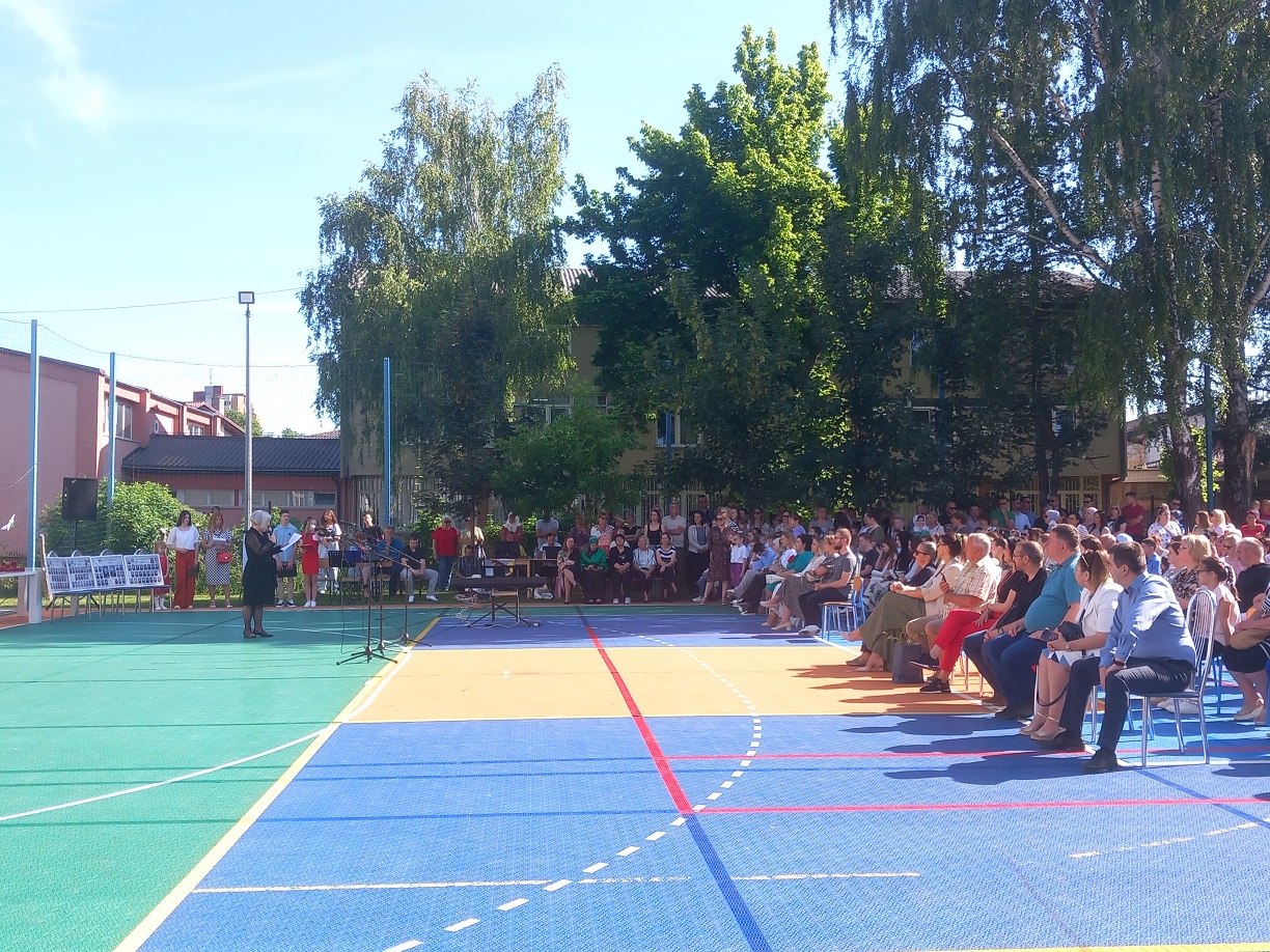 U Osnovnoj školi „Harmani II“ u Bihaću obilježen Dan škole | Radio Bihać